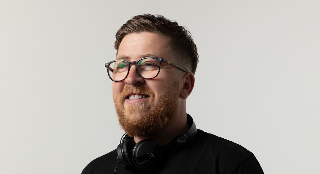 Kev Cannon: The Artisan Behind Custom DJ Furniture - InflytePlus